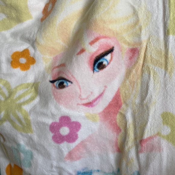 Disney | Bath | Disney Store Personalized With Claire Frozen Beach ...